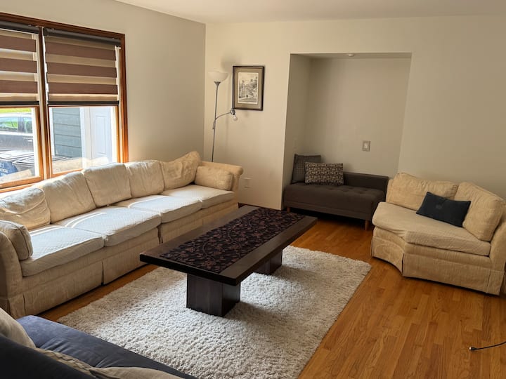 Perfectly Located Waterhill Home - Ann Arbor, MI