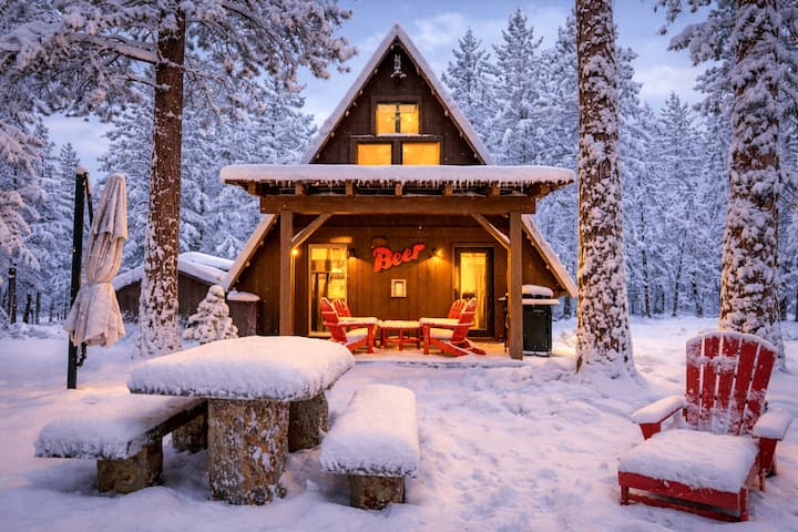 A-frame Cabin On 4.5 Acres - Hot Tub, Dog Friendly - Sisters, OR