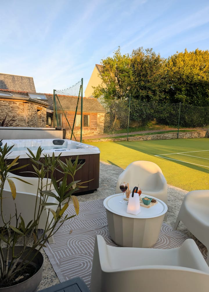Gîte Paisible Avec Jacuzzi : La Chouette Normande - Basse-Normandie