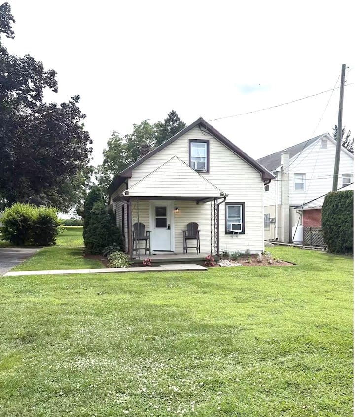 The Haven Home Tiny Hideaway - Strasburg, PA