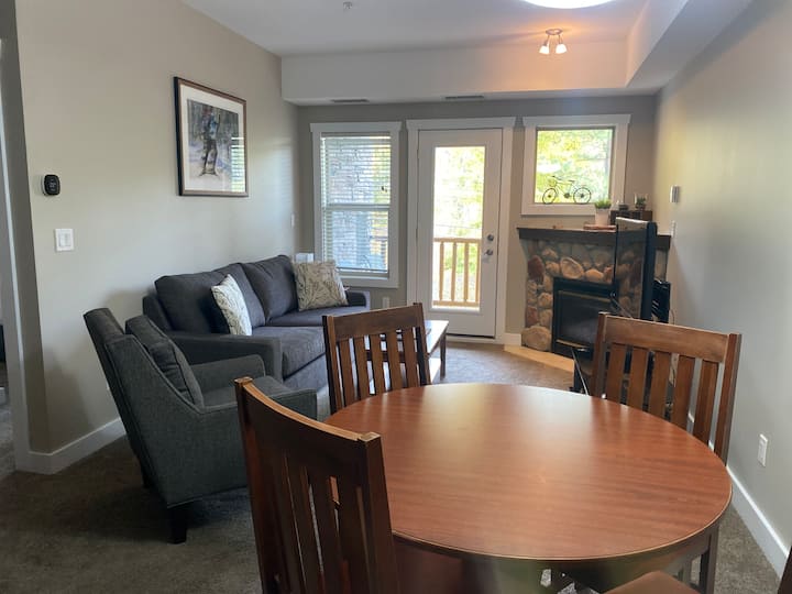 Mountain Retreat | Hot Tub & Sauna | Balcony - Fernie