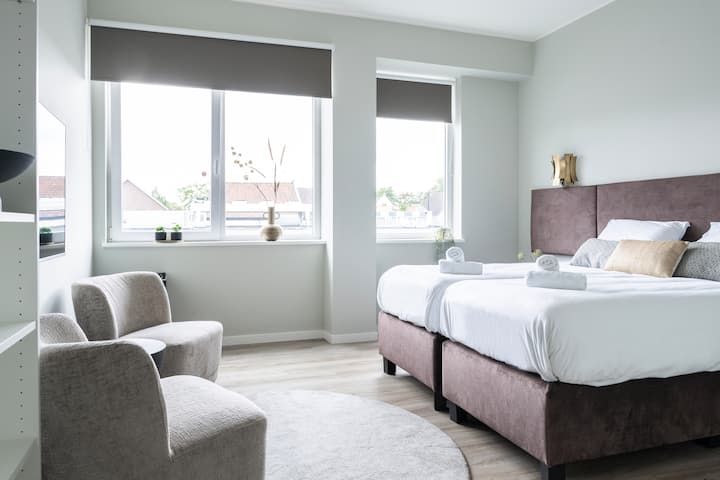 Suite Privée Relaxante Avec Salle De Bain Et Wi-fi - Oosterhout