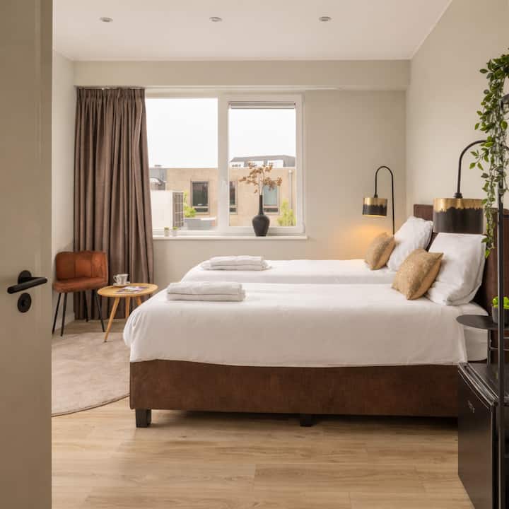 Suite Rénovée Avec Accès à La Cuisine Et Salle De - Oosterhout