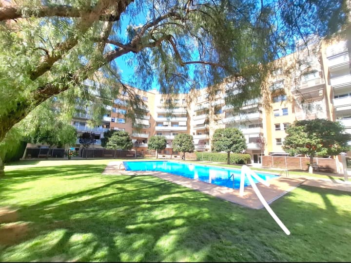 Appartement Avec Piscine, Jardin Et Parking - Barcelona