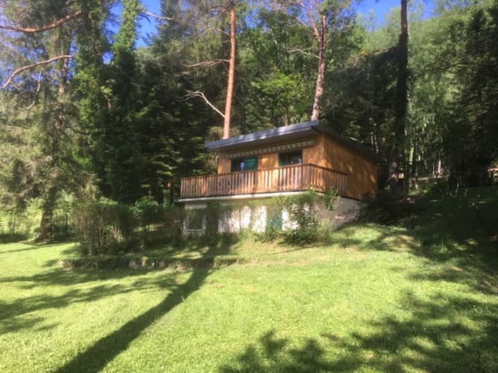Gîte En Pleine Nature à Ornans – 4 Pers. - Ornans