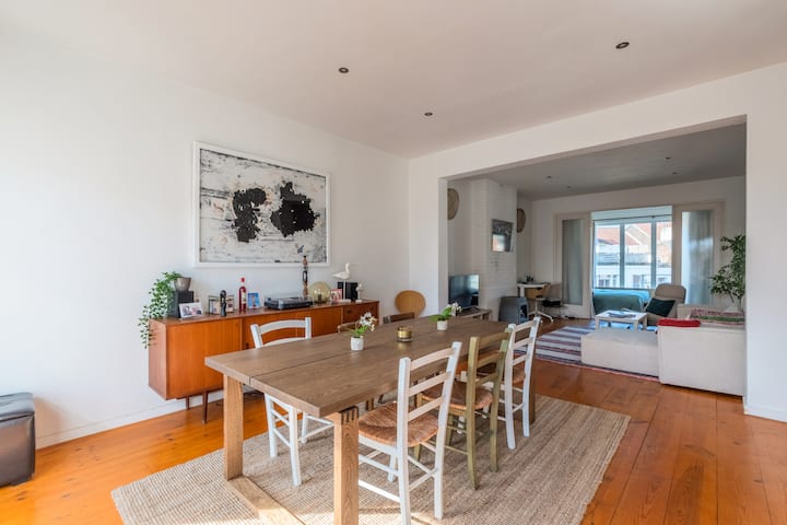 Bright And Spacious Apartment - Etterbeek