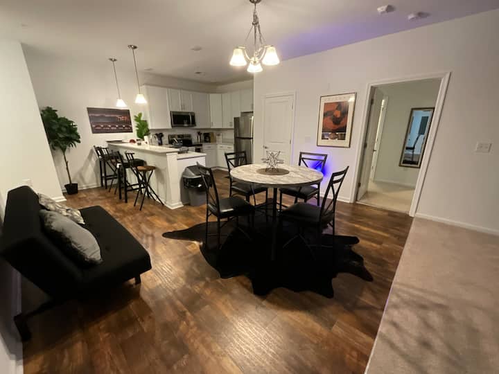 Newly Built Apt Near Oceanfront - Chesapeake, VA