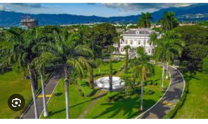Apt Near Devon - Kingston Jamaica B306 - Kingston, Jamaica