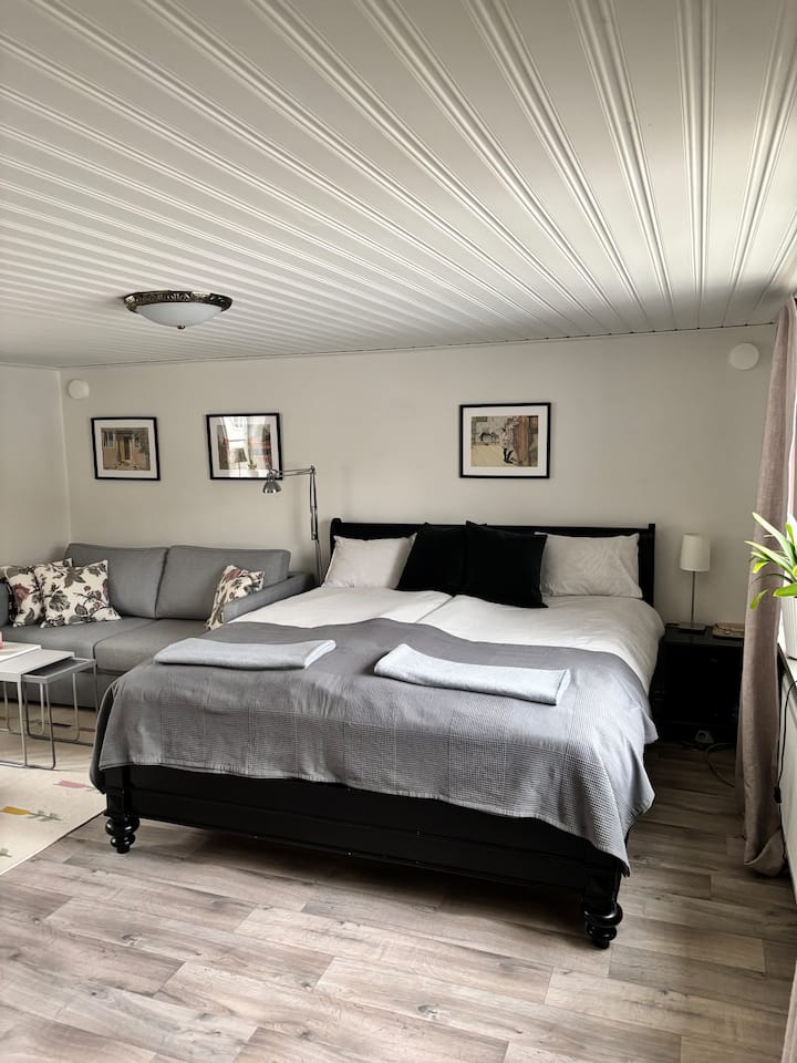 Mysig Lägenhet Med Centralt Läge - Vadstena