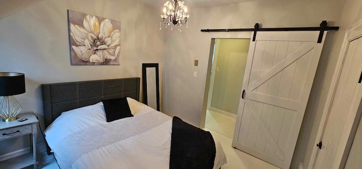 Central Location,charming Cozy Apartment - Fredericton