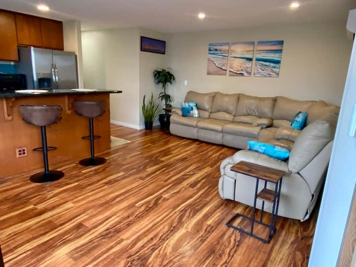 Ocean Beach! 2nd Floor Of House - San Diego, CA