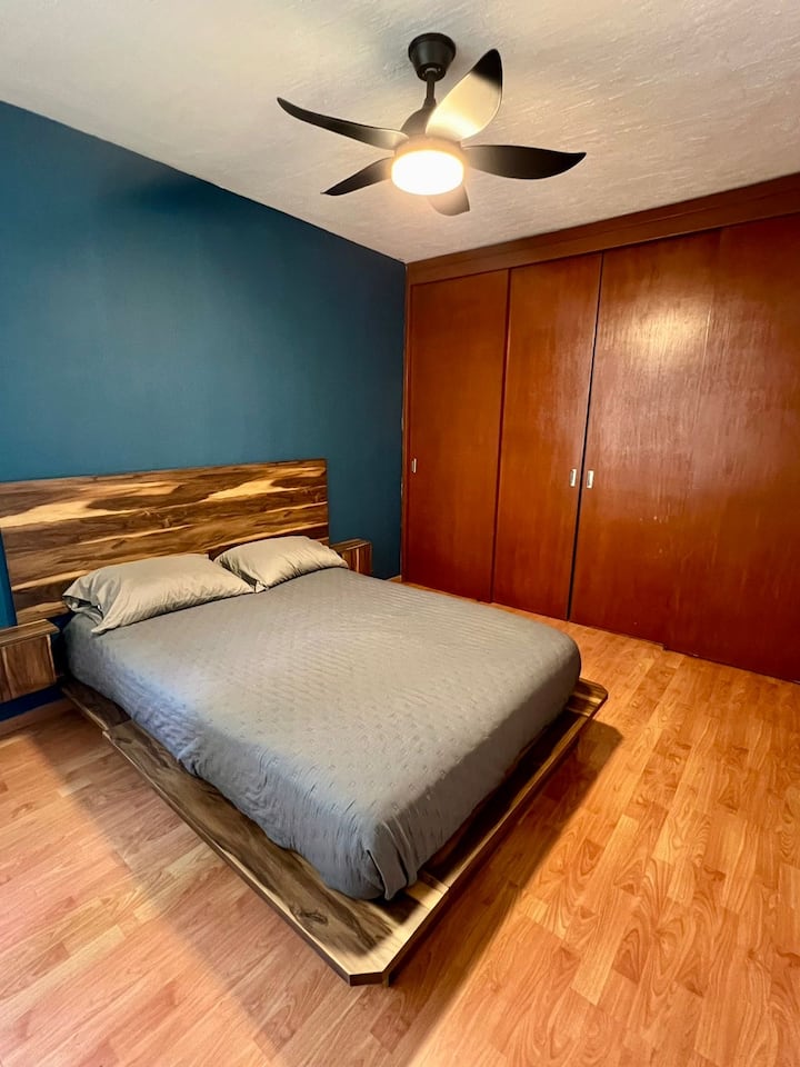 Casa A Cuadras Del Parián,
Facturamos. - Tlaquepaque