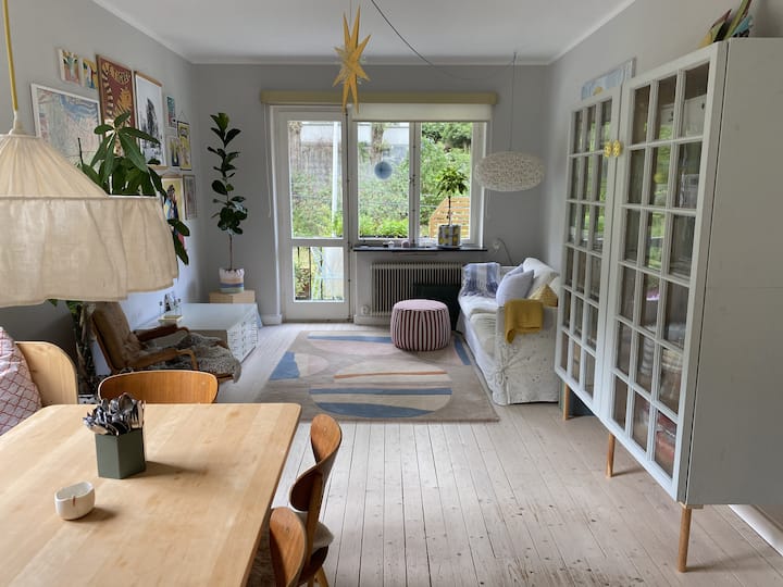 Whole Floor Apartment / Villa-lägenhet - Stockholm
