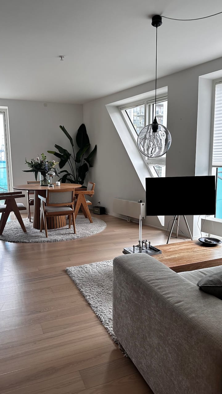 Moderne Lejlighed Med Havudsigt - Aarhus