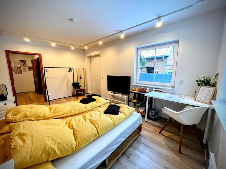 Cozy Place W/ Parking Walkable To Stadion, Arena - ハンブルク