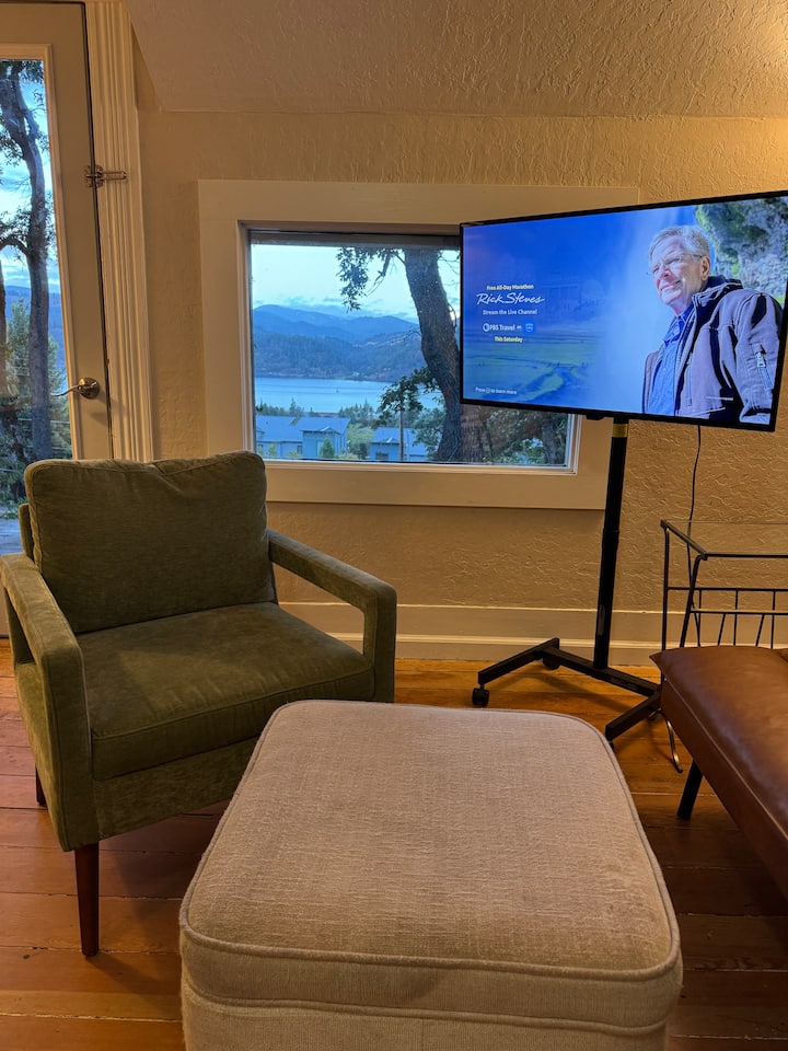 Suite #3 At Hood River Vacation Apartments - Hood River, OR