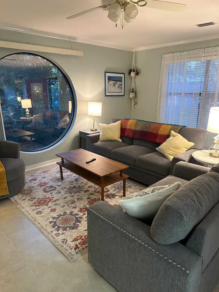 Birdsong Condo - Gulf Breeze, FL