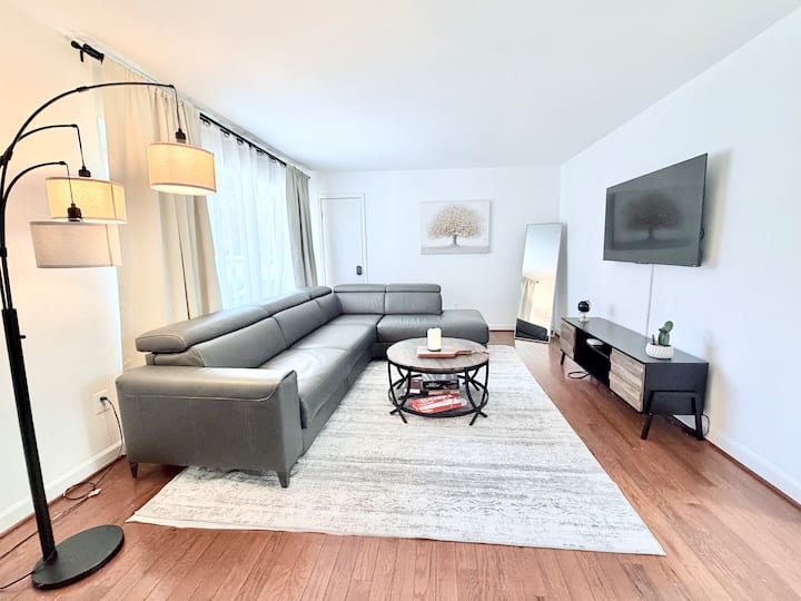 Large Family Home 5bd, 3 Full Baths 25 Min From Dc - Largo, MD