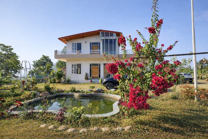 Tulip Villa | Private 4br Retreat, Lawns & Views - Jim Corbett National Park