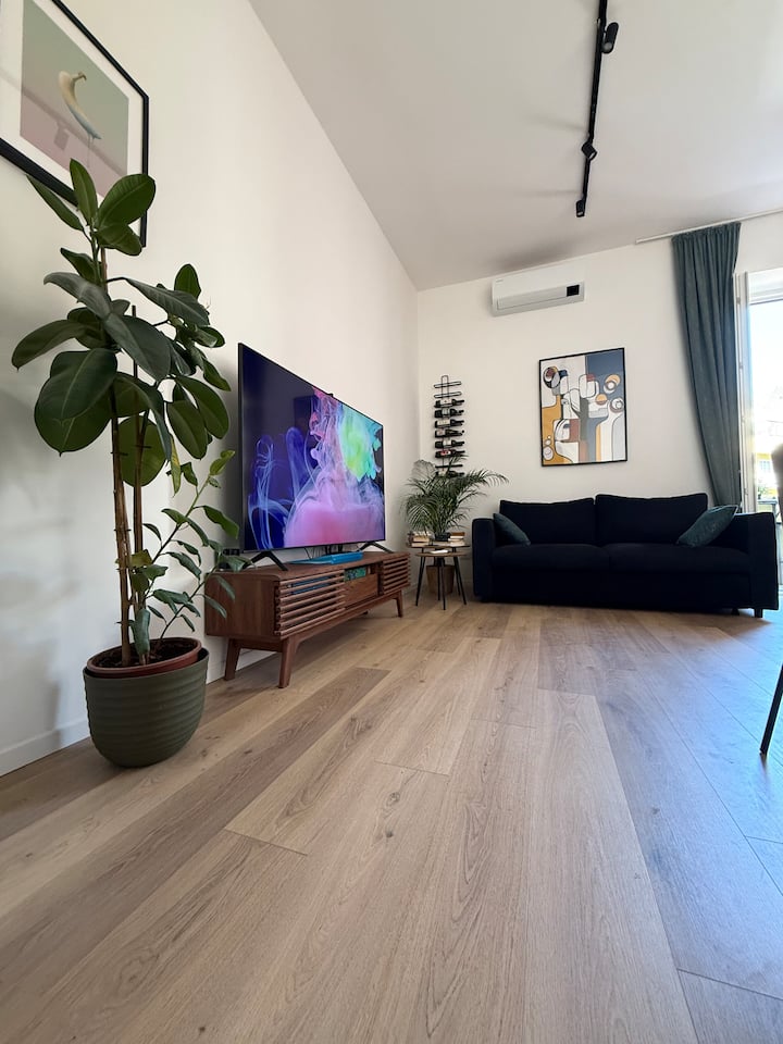 M&m's Modern Apartment • Steps From The Vatican! - Vatican City