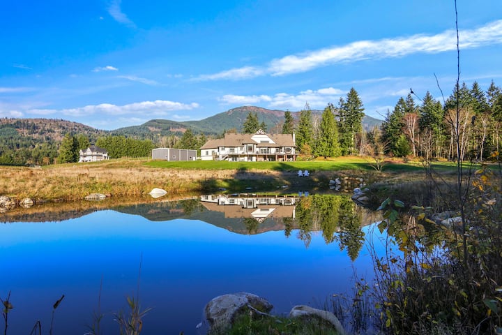 6000 Sq Ft Villa L Hot Tub L Sauna L Pool Table - Chilliwack