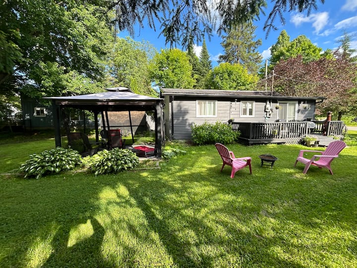 Kawartha Lakes Burn Ban Lifted
Cozy Cottage For 2 - Kawartha Lakes