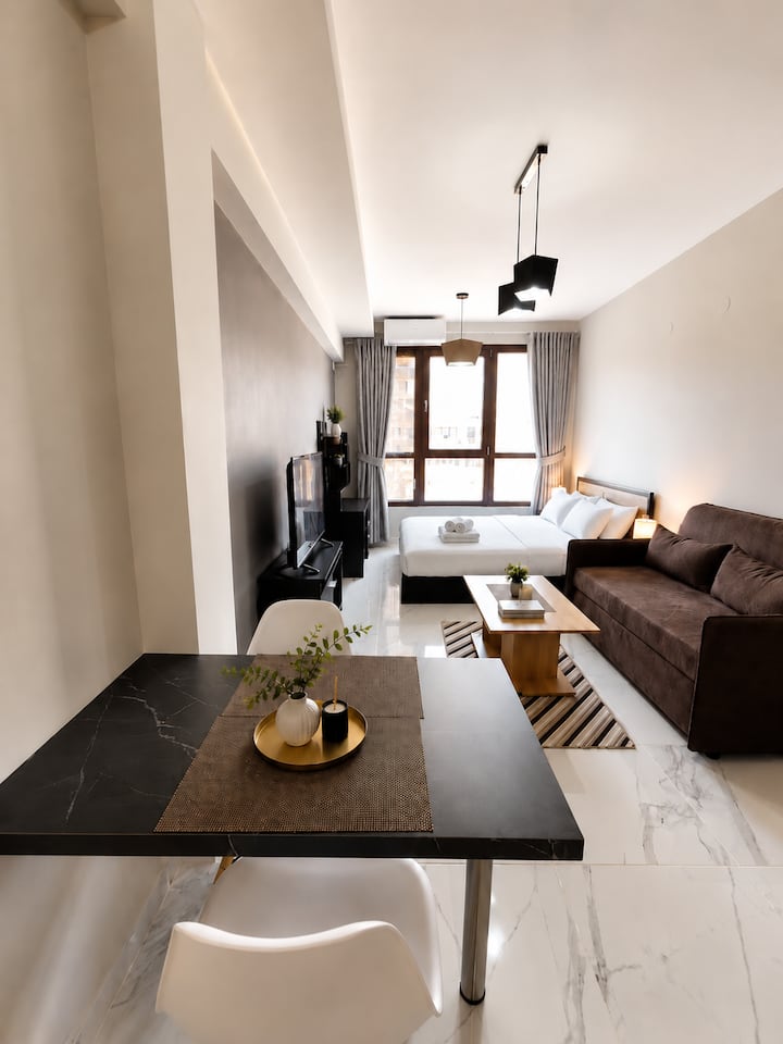 Valaoritou Studio 2 - Thessaloniki