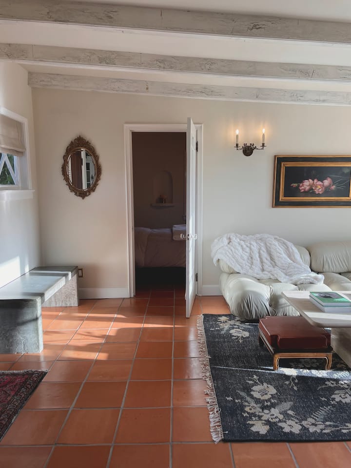 The Seaside Cottage - Monterey Bay, CA