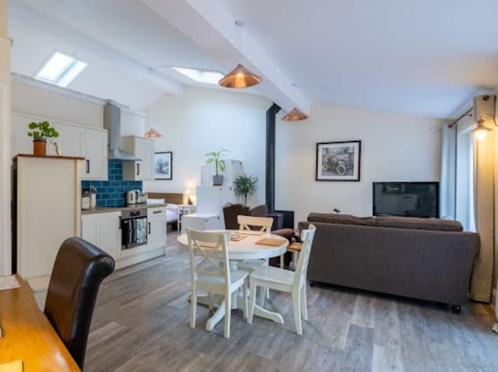 Peaceful Coastal Retreat With Log Fire. - Exmouth, UK