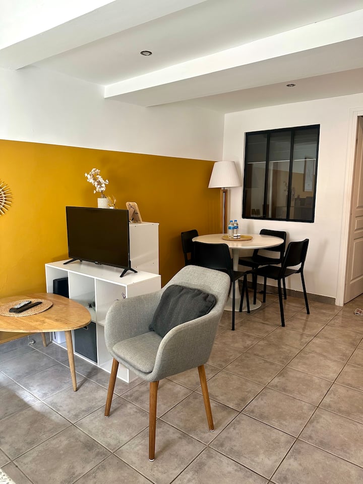 Appartement Cosy & Central Au Cœur Du Vieux Nice ! - Nice