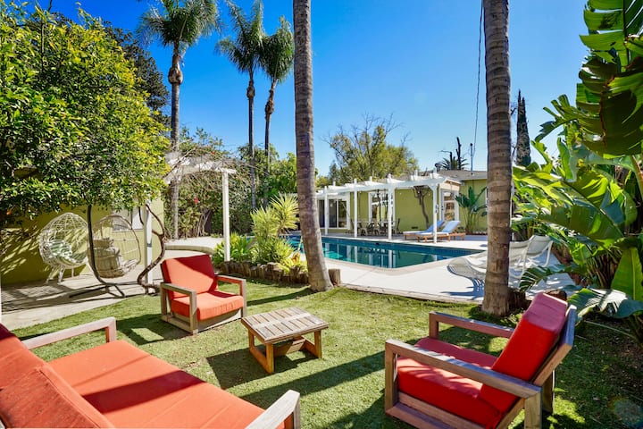 Villa La Verde - Luxury Villa & Guesthouse + Pool - Calabasas, CA