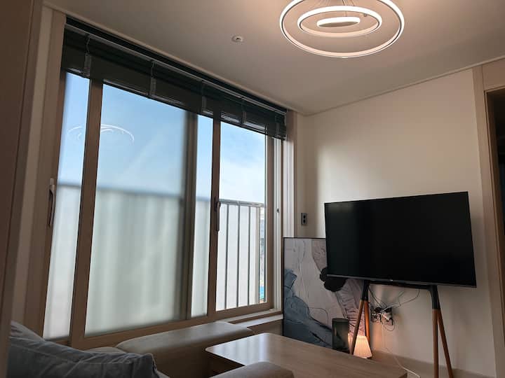 [Seongsu Suite] 서울숲 스위트룸 / 쾌적한 투룸 / 독립 거실과 주방 - Seoul