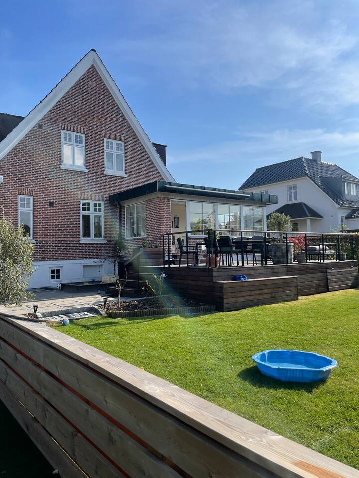 Villa I Fruensbøge/dalum - Odense