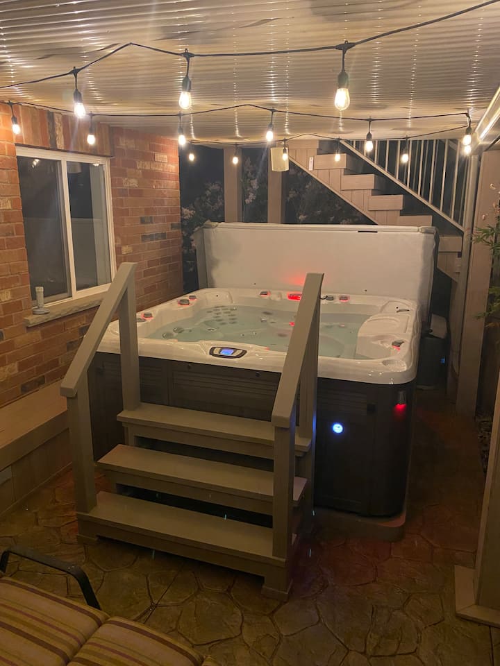 The Oasis - Kitchener, ON, Canada
