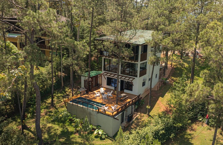 Quintas De Las Nubes (Plus) Hasta 24 Personas. - Jarabacoa