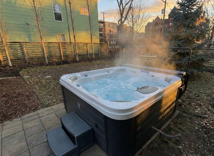 Luxury Tremont Home | Theater • Hot Tub - Cleveland