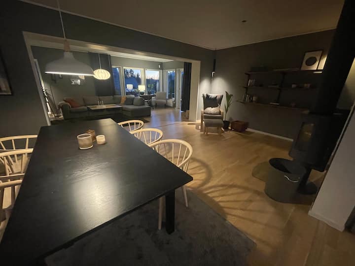 Hus I Familjevänligt Område. - Luleå