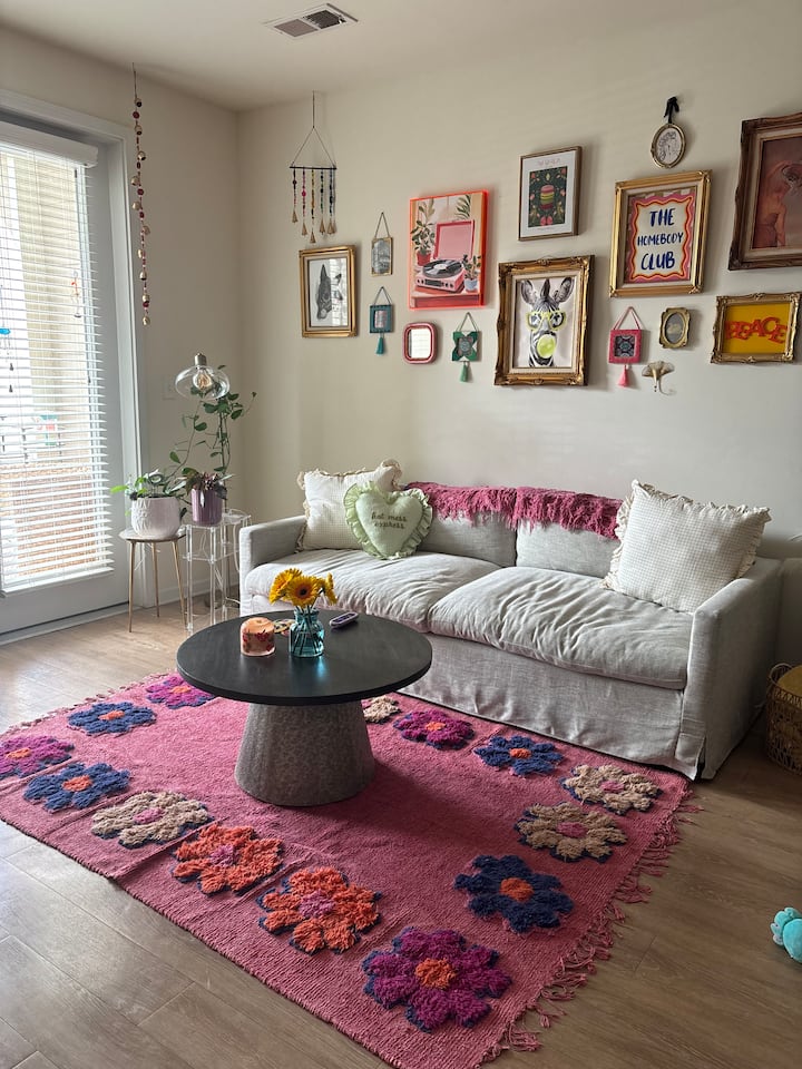 A Colorful Stay - Concord, NC