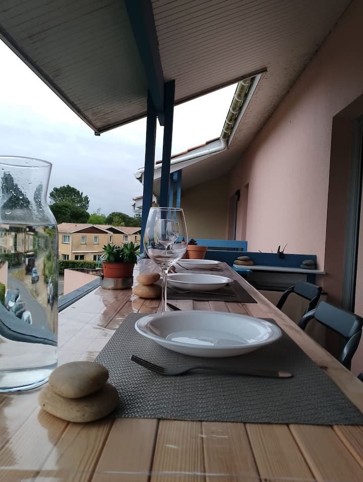 Apparemment T2 à 200m Du Lac - Hourtin