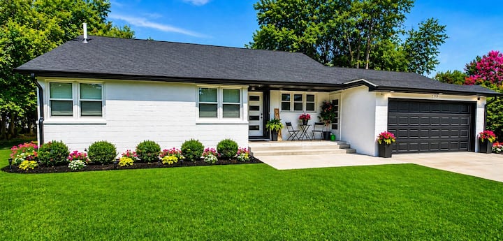 Home W/ King Suite Near Eiu, Charleston & Mattoon - Charleston, IL