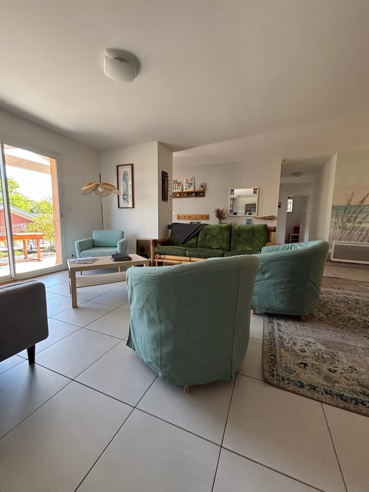 Maison à 5 Minutes De La Plage (13 à 15 Personnes) - Soulac-sur-Mer