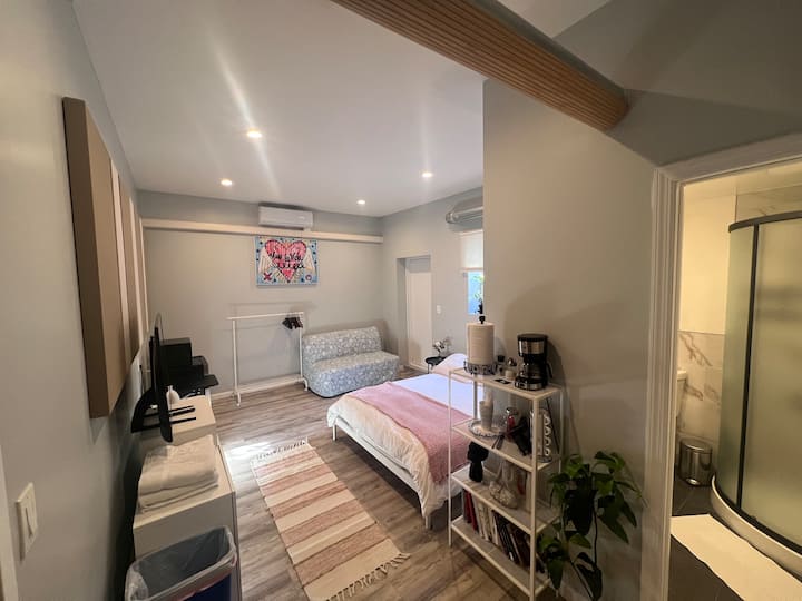 Cozy Studio In Nyc - Jackson Heights - Queens NY