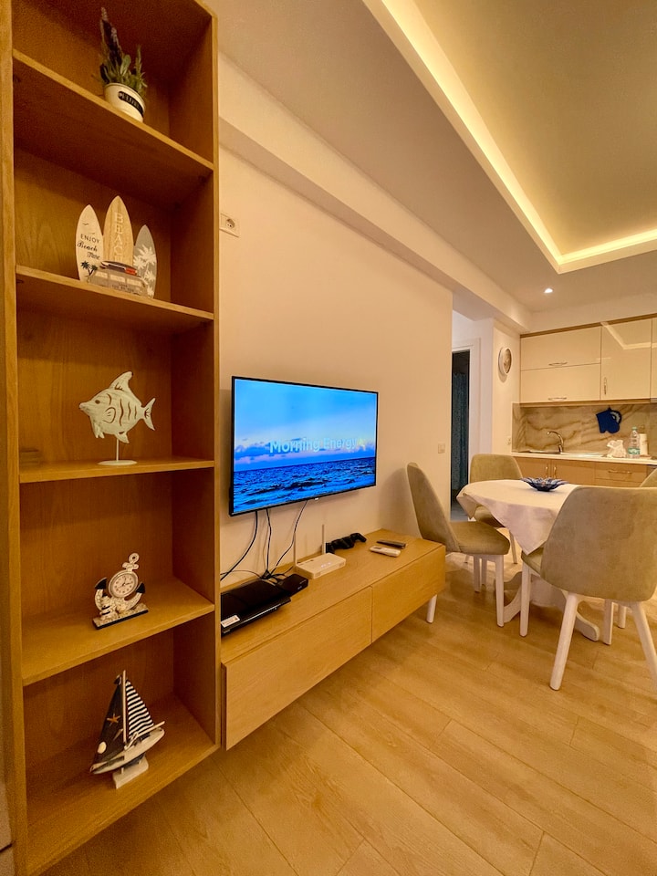 Family Deluxe Apartament - Saranda