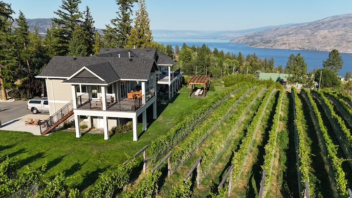 Ghost Pine Vines - Private Two Bedroom Lake View - Peachland