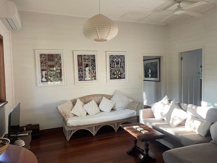 Boutique  Beach Cottage - Byron Bay