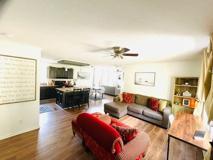 Waterfront Lkn Hideaway | Relax & Recharge - Lake Norman State Park, Troutman