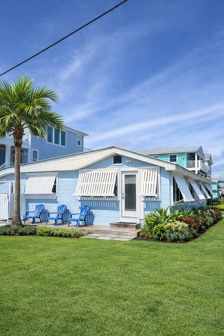 Ocean View, Cottage W Porch And Firepit - Kure Beach, NC