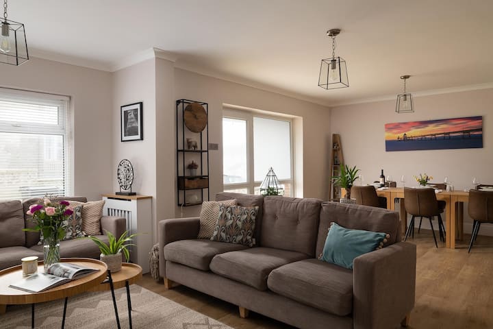 3 Bed 4 Bath Holiday House Near Beach - Brean