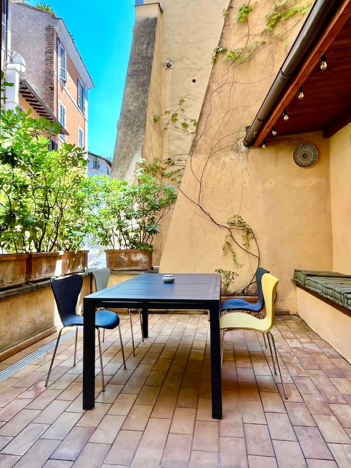 Prestigioso Con Terrazzo Nel Ghetto Ebraico! - Rom