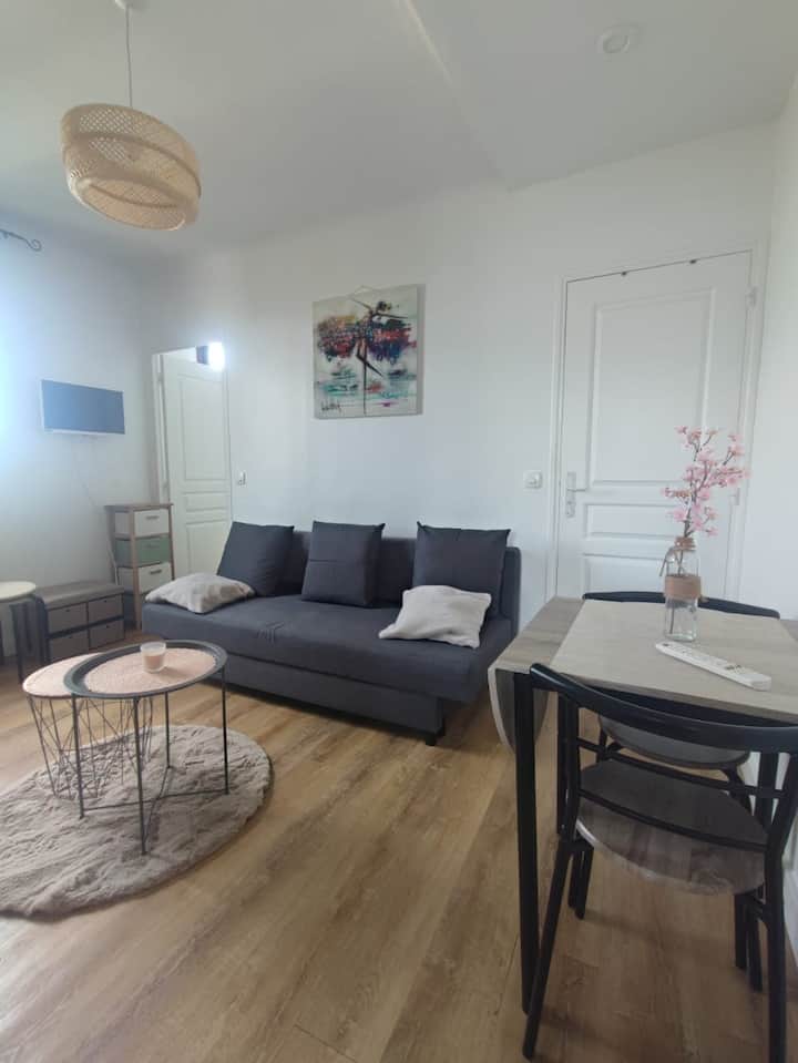 T2 Lumineux - Vue Dégagée - 4 Pers - Paris 15 Min - Romainville